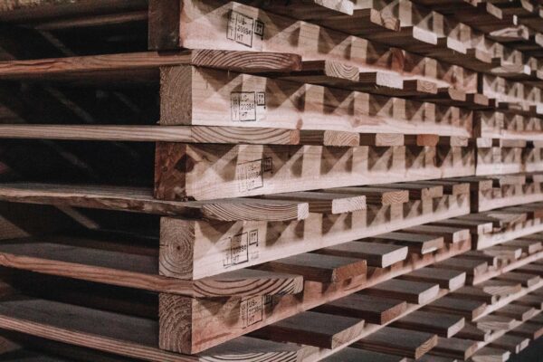 Heat-Treated Pallets: Your Simple Guide to Global Shipping - Express ...